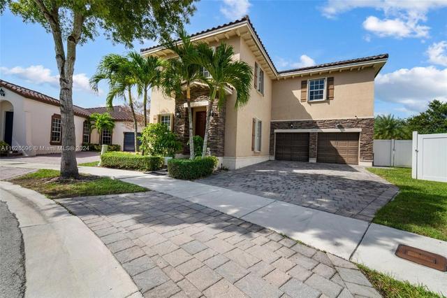 16927 SW 90th Terr Cir, Miami, FL 33196 | 78 Photos - Movoto