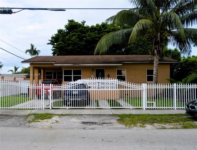 4241 W 1st Ave, Hialeah, FL 33012 | 1 photo - Movoto