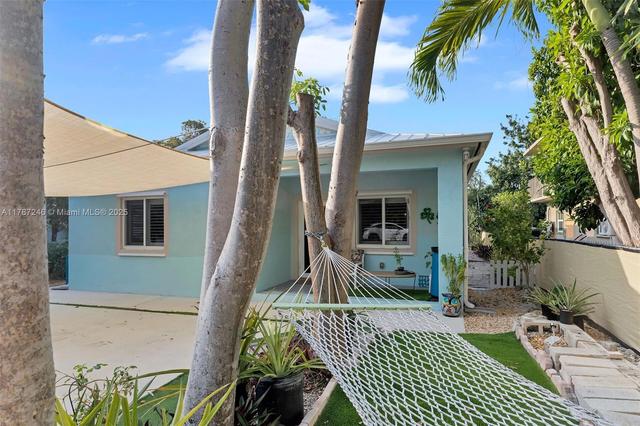460 Lime Dr, Key Largo, FL 33037 | MLS# A11787246 | 43 Photos - Movoto