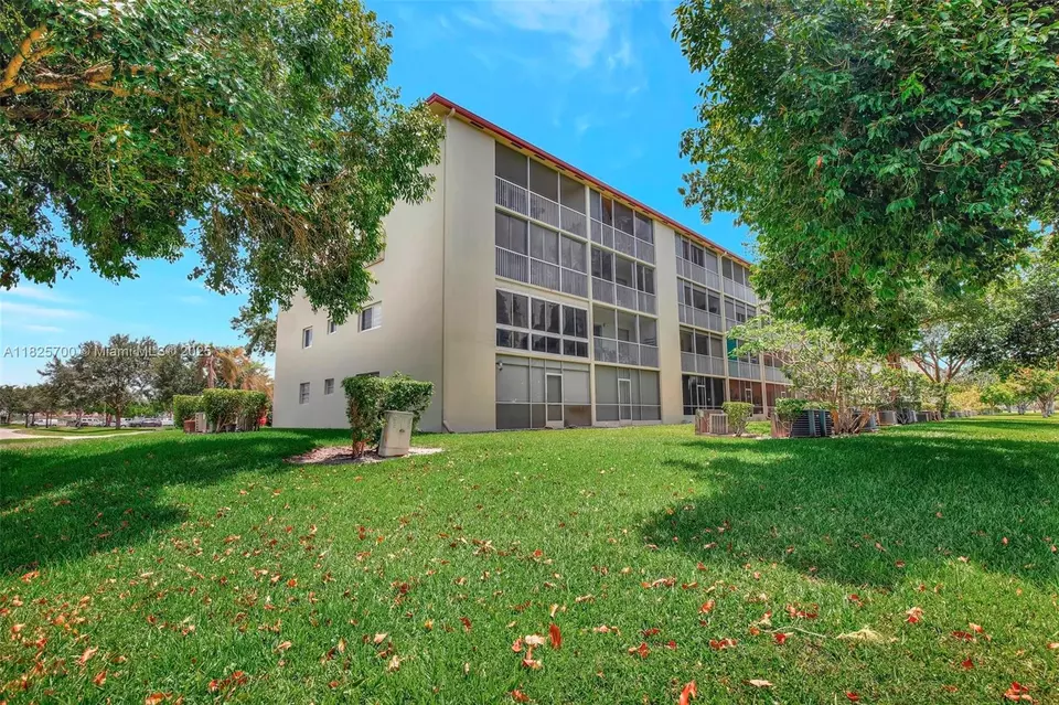 13155 SW 7th Ct #308E, Pembroke Pines, FL 33027 | MLS# A11825700 | 36 ...