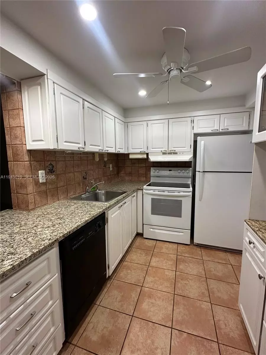 16901 NE 13th Ave #103, Miami, FL 33162 | MLS# A11943010 | 9 Photos ...
