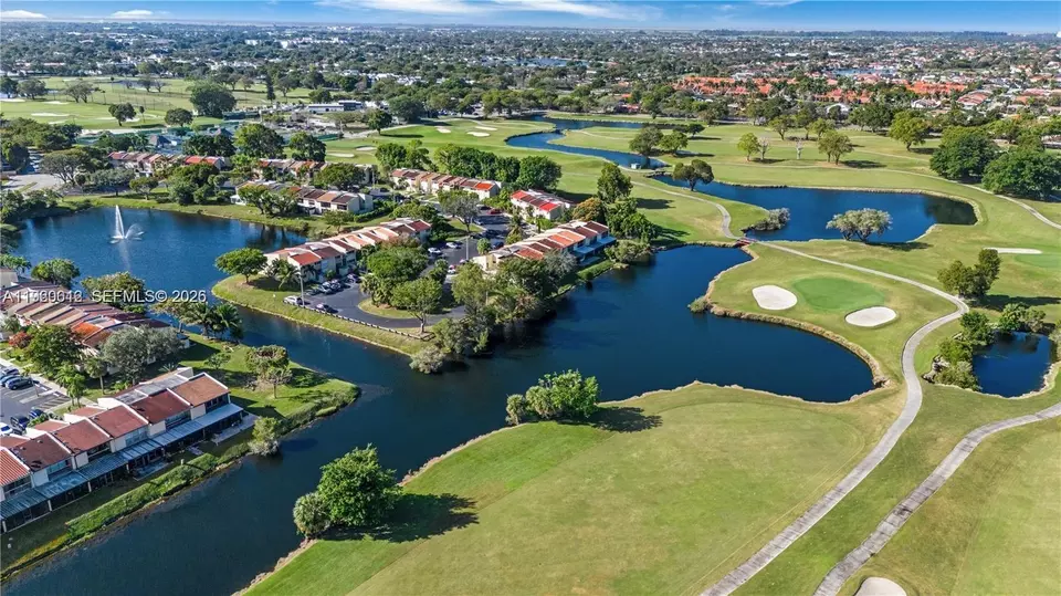14273 Kendale Lakes Cir, Miami, FL 33183 | MLS# A11960612 | 7 Photos ...