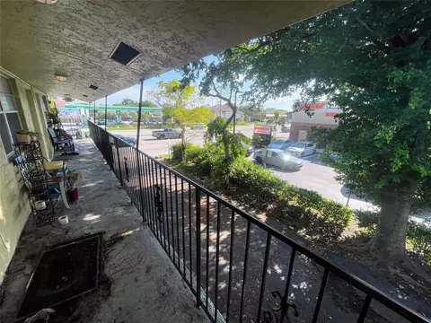 2800 W Sunrise Blvd, Fort Lauderdale, FL 33311 | MLS# F10550764 | 30 ...