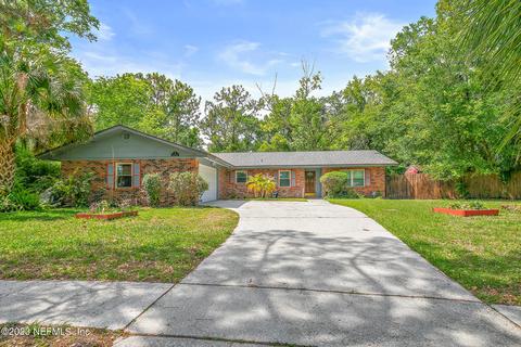6303 Simca Dr, Jacksonville, FL 32277 | 35 Photos | MLS #1224648 - Movoto