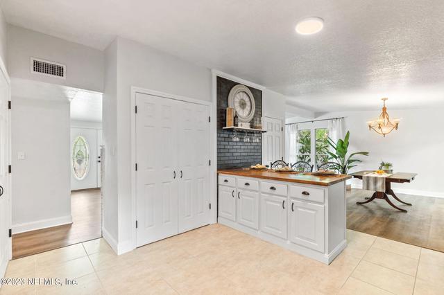 141 River Ct, East Palatka, FL 32131 | 66 Photos | MLS #1227860 - Movoto