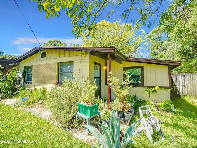2108 Hugh Edwards Dr, Jacksonville, FL 32210 | 19 Photos - Movoto