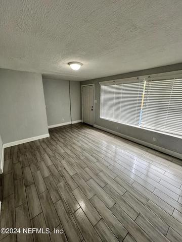 4413 Moncrief Rd W, Jacksonville, FL 32209 | 6 Photos - Movoto