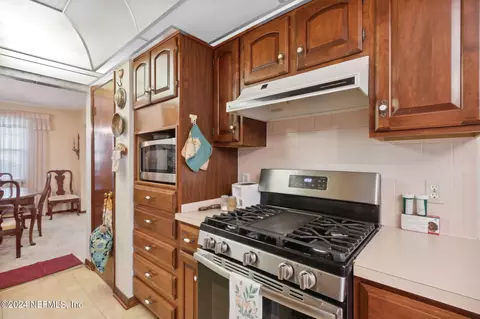 4355 Fulton Rd, Jacksonville, FL 32225 - Movoto