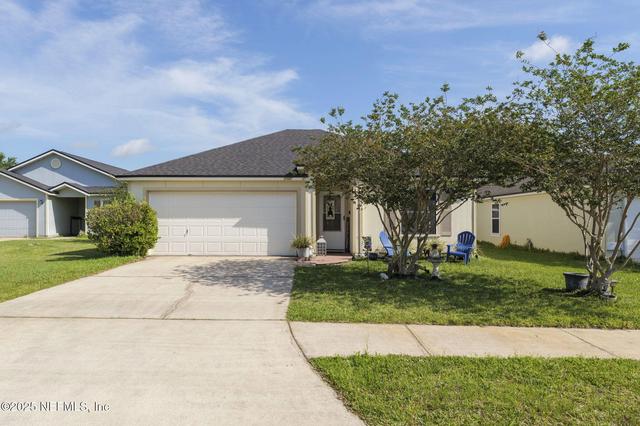 1422 Runes Ct, Middleburg, FL 32068 | MLS# 2081111 | 27 Photos - Movoto