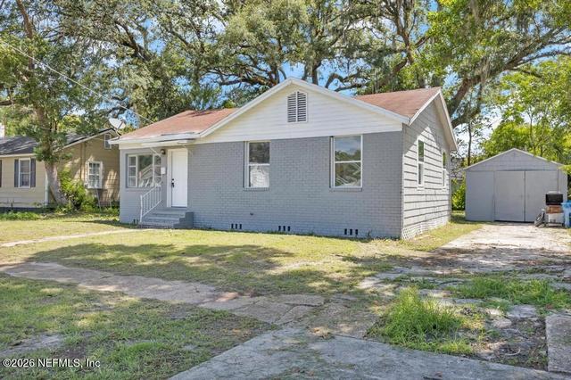 8141 Paul Jones Dr, Jacksonville, FL 32208 | MLS# 2131053 | 27 Photos ...