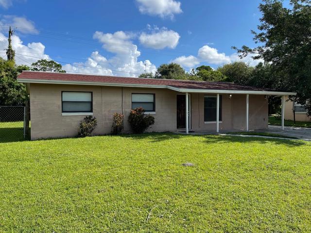 3884 Kennedy Cir, Cocoa, FL 32926 - Movoto