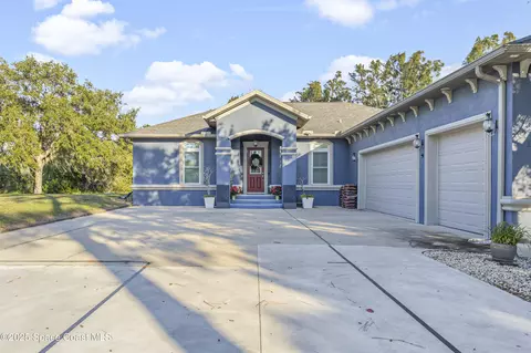 2085 Newfound Harbor Dr, Merritt Island, FL 32952 | MLS# 1036391 | 24 ...
