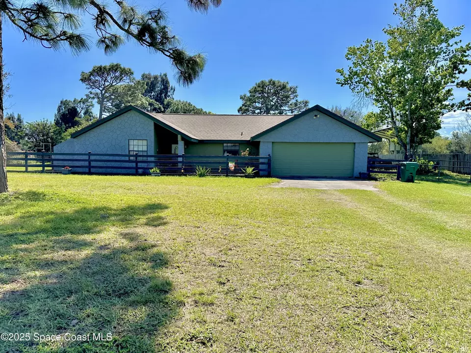 2135 Bridle Path, Melbourne, FL 32935 | MLS# 1038431 | 1 photo - Movoto