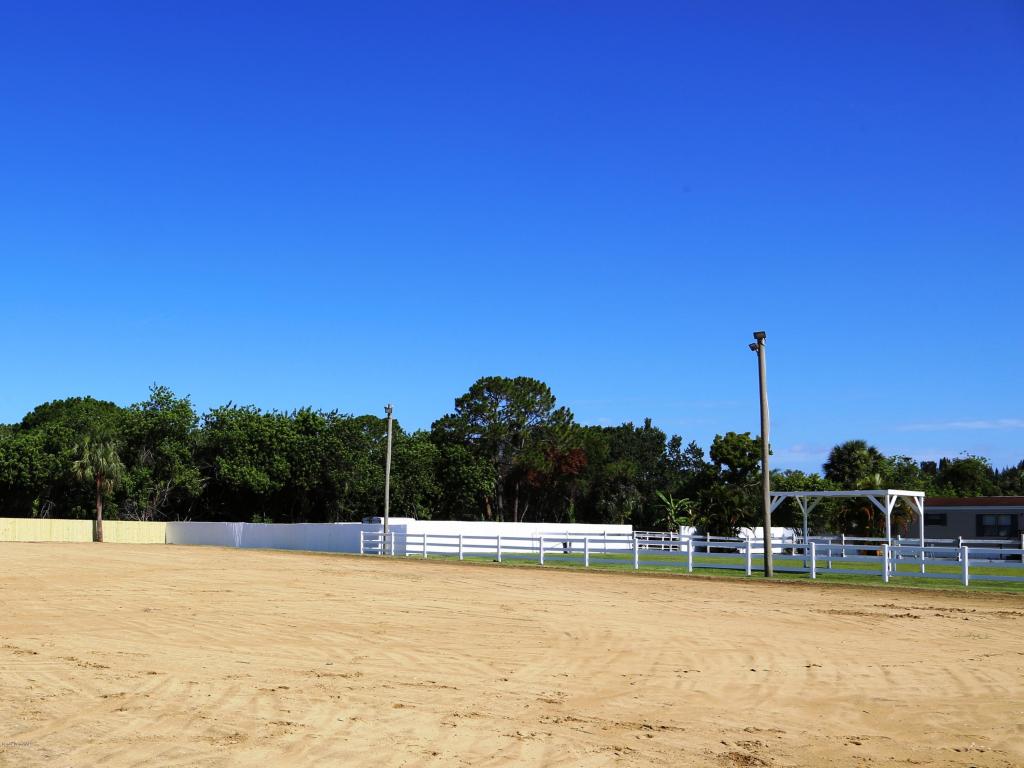 4150 Lake Washington Rd, Melbourne, FL 32934 - Movoto.com