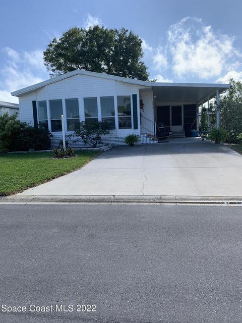 450 Dolphin Cir, Sebastian, FL 32976 | 33 Photos | MLS #949612 - Movoto