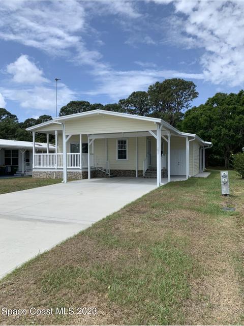 1032 Sebastian Rd, Sebastian, FL 32976 | 38 Photos | MLS #962127 - Movoto