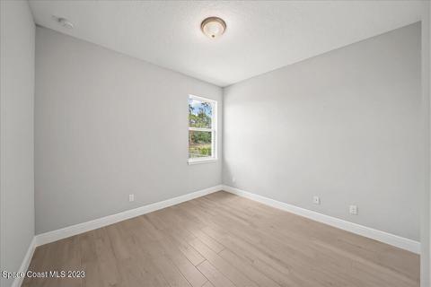 1091 Starfire St SE, Palm Bay, FL 32909 | 30 Photos - Movoto