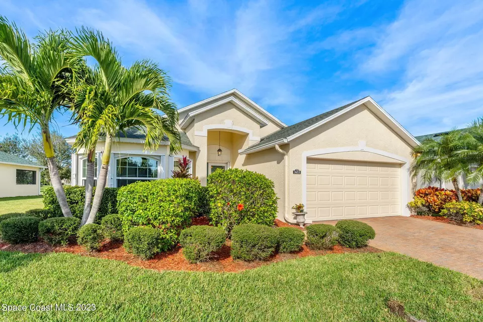 3653 Shawnee Ln, Melbourne, FL 32901 | 49 Photos - Movoto