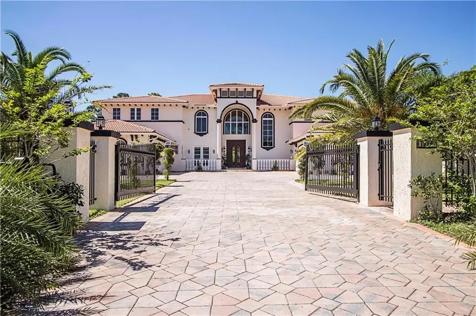 7555 NW 39th Ave, Coconut Creek, FL 33073 - Movoto