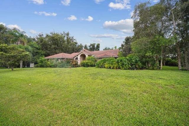 12101 NW 27th St, Plantation, FL 33323 | 32 Photos - Movoto