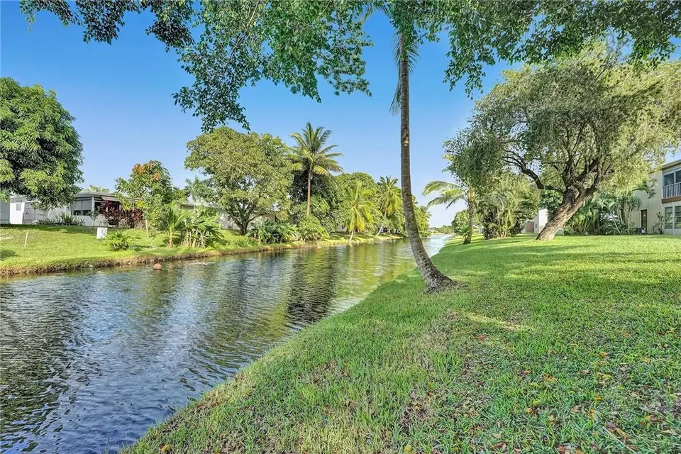 7605 NW 5th Pl #101, Margate, FL 33063 | MLS# F10481101 | 15 Photos ...