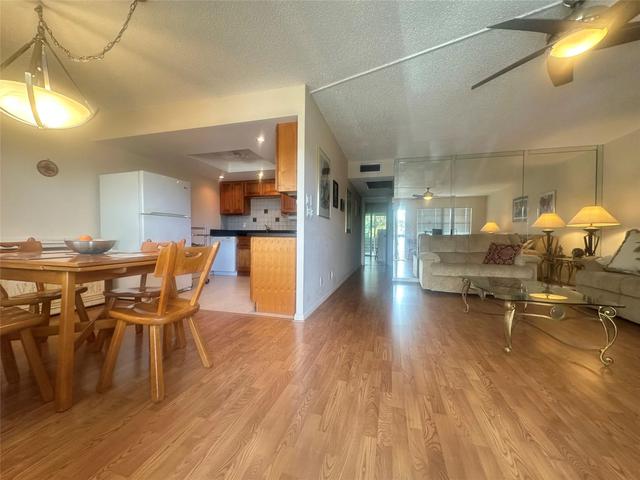 2069 Oakridge F #2069, Deerfield Beach, FL 33442 | 73 Photos - Movoto