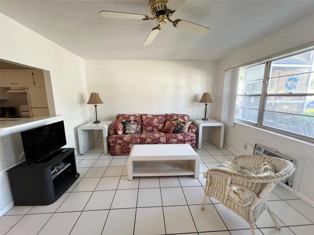 181 Markham I #181, Deerfield Beach, FL 33442 | MLS# F10496706 | 36 ...