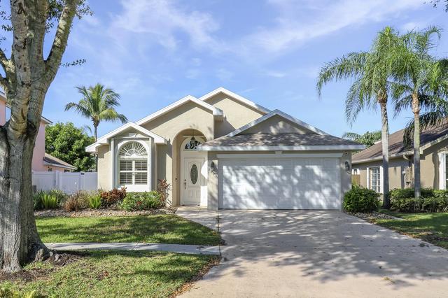 8209 Maidencane Pl, Port Saint Lucie, FL 34952 | 32 Photos - Movoto