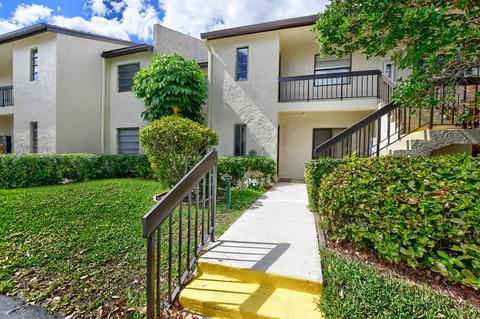 Condo/Townhouse Homes for Sale in Boca Raton FL