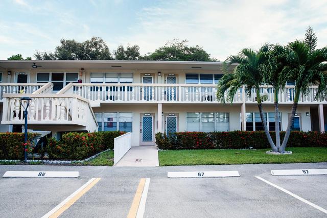 2073 Ventnor P, Deerfield Beach, FL 33442 - Movoto.com