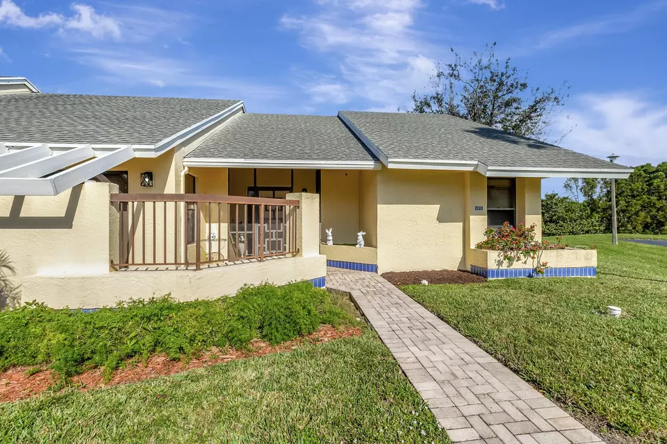 10775 Waterberry Dr, Boca Raton, FL 33498 | 50 Photos - Movoto