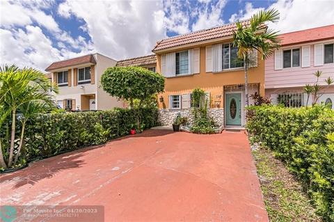 7600 W 14th Ave, Hialeah, FL 33014 | 31 Photos | MLS #A11163220 - Movoto