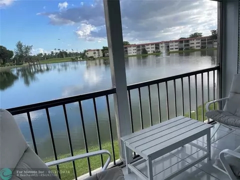 9400 N Hollybrook Lake Dr #203, Pembroke Pines, FL 33025 | 31 Photos ...