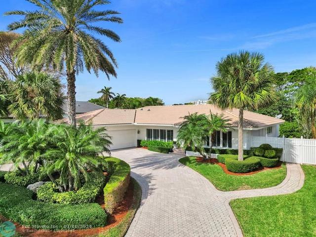 9 Mendota Ln, Sea Ranch Lakes, FL 33308 | 36 Photos - Movoto