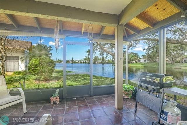 Hills Of Inverrary, Lauderhill Homes For Sale & Real Estate - Movoto