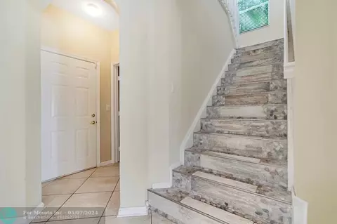 8996 Alexandra Cir, Wellington, FL 33414 | 59 Photos - Movoto