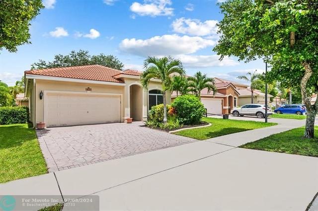 4637 Waycross Dr, Coconut Creek, FL 33073 | 44 Photos - Movoto