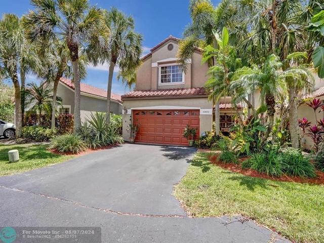 Jacaranda Heights Condominiums, Plantation Homes with 2+ Baths For Sale ...