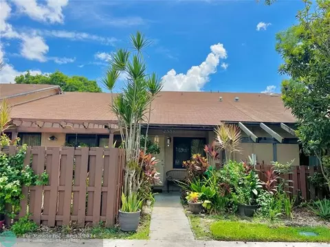 2558 N Nob Hill Rd #2558, Sunrise, FL 33322 | 20 Photos - Movoto