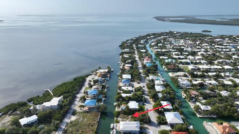 173 Sawyer Dr, Cudjoe Key, FL 33042 | 16 Photos | MLS #599863 - Movoto