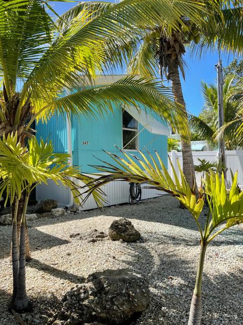347 King Ave, Key Largo, FL 33037 | 23 Photos | MLS #604328 - Movoto