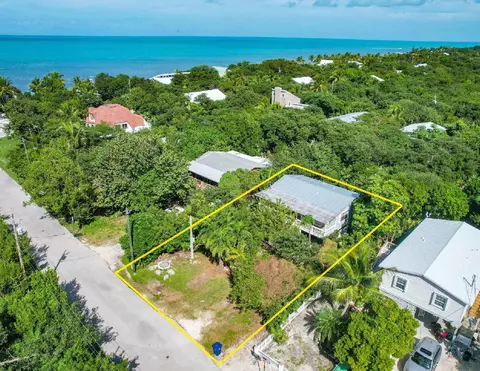 349 Avocado Ave, Marathon, FL 33050 | 27 Photos - Movoto