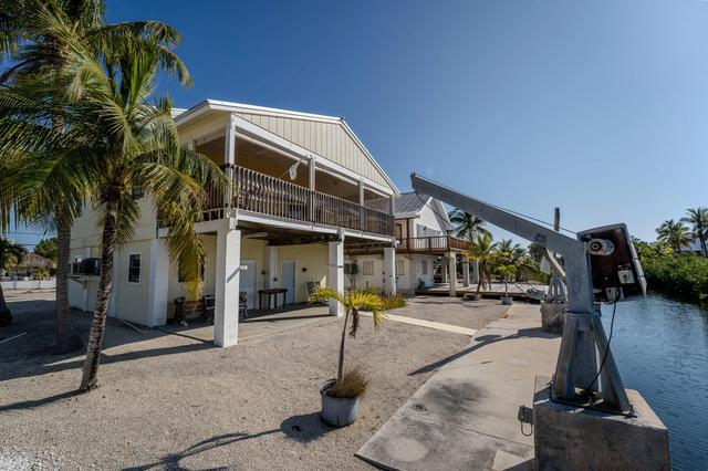 726 Jamaica Ln, Little Torch Key, FL 33042 | MLS# 613193 | 34 Photos ...