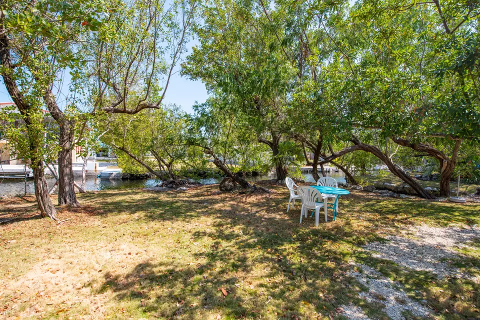 30881 Witters Ln, Big Pine Key, FL 33043 | MLS# 614789 | 39 Photos - Movoto