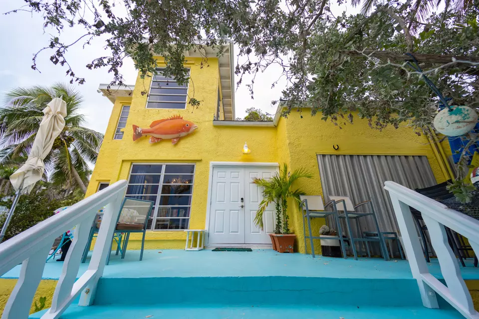 1430 Vernon Ave #1-2, Key West, FL 33040 | MLS# 614801 | 6 Photos - Movoto