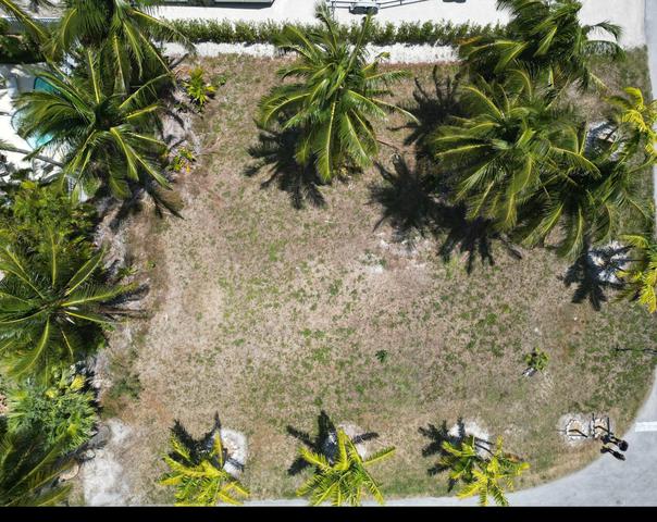 223 Schooner Ln, Duck, FL 33050 | MLS# 614962 | 6 Photos - Movoto