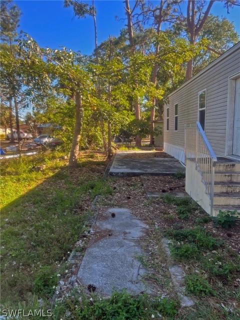 8027 Hart Dr, North Fort Myers, FL 33917 | 7 Photos | MLS #223005964 ...