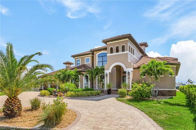 101 SW 39th Pl, Cape Coral, FL 33991 | 28 Photos - Movoto