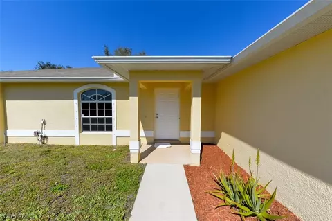 2518 69th St W, Lehigh Acres, FL 33971 | 35 Photos - Movoto