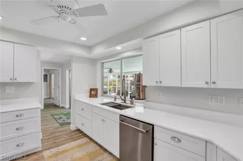5301 SW 8th Pl, Cape Coral, FL 33914 | 48 Photos - Movoto